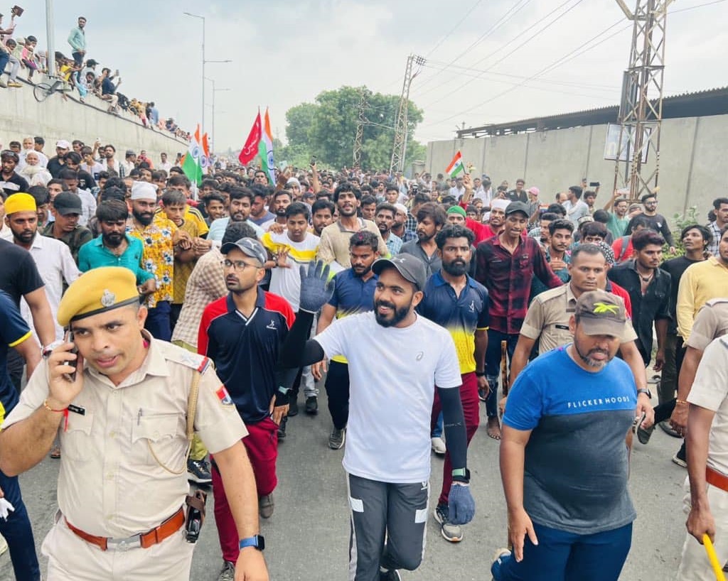 பாகிஸ்தான் விசா வழங்கியது; இந்தியரின் மெக்கா நடைப்பயணம் மீண்டும் ...