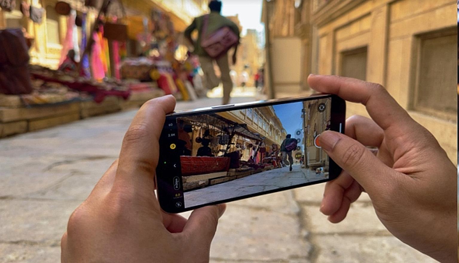 Apple celebrates Bollywood with 'Shot on iPhone' Fursat Entertainment ...