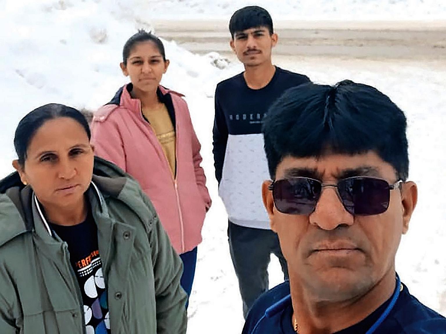 Family freezes to death at US border India tabla News - Tabla